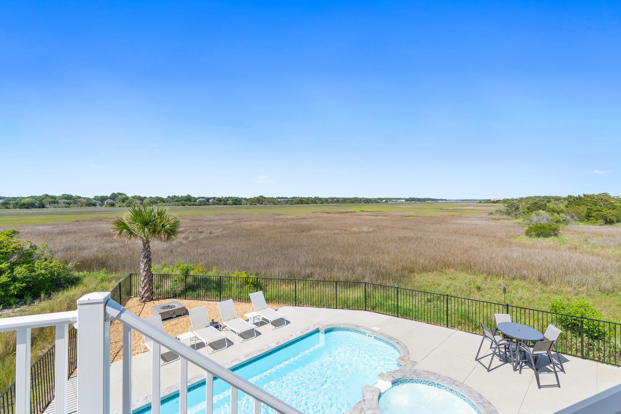 Marsh Mellow: 5 Bdrm 5.5 Beach Home | Coastaway Vacations